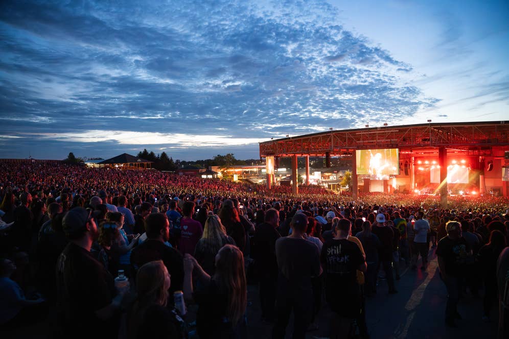 Ruoff Music Center - 2026 show schedule & venue information - Live Nation