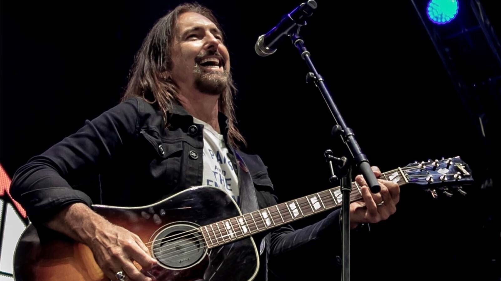 Damon's Holiday Hangout 2021!! on FRI Dec 24, 2021, 1:30 AM - Live Nation