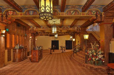 Fox Performing Arts Center: Multi-Use Venue for Private Events in Riverside