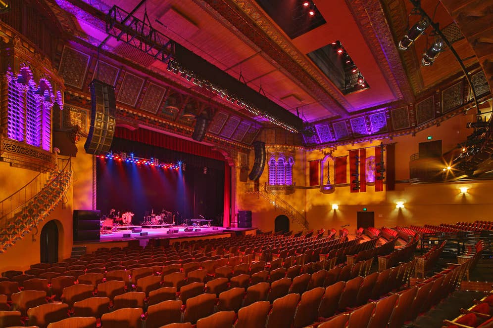 Plan Your Visit: Parking, Amenities & Policies | Fox Performing Arts Center